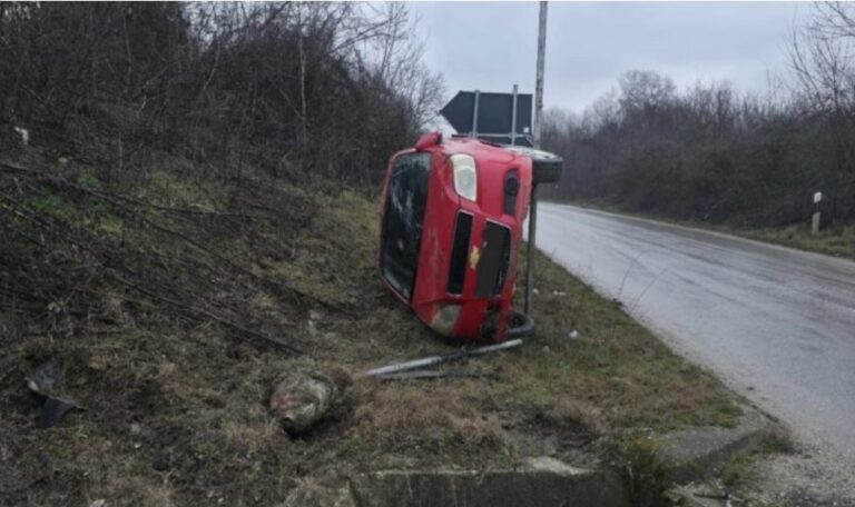 Сообраќајна несреќа на стариот пат Скопје – Тетово, автомобил излета од ...